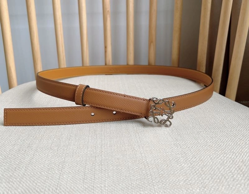 Accurate model Loewe Belts