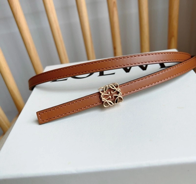 Indistinguishable Loewe Belts