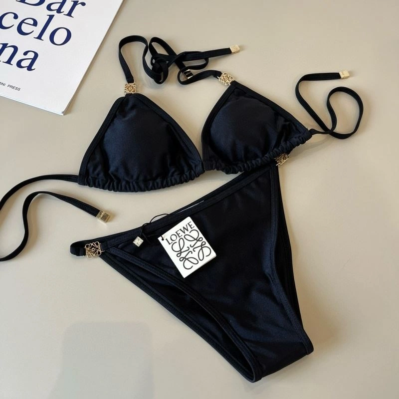 Top match Loewe Bikins