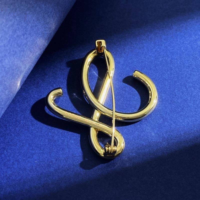 Precise copy Loewe Brooches