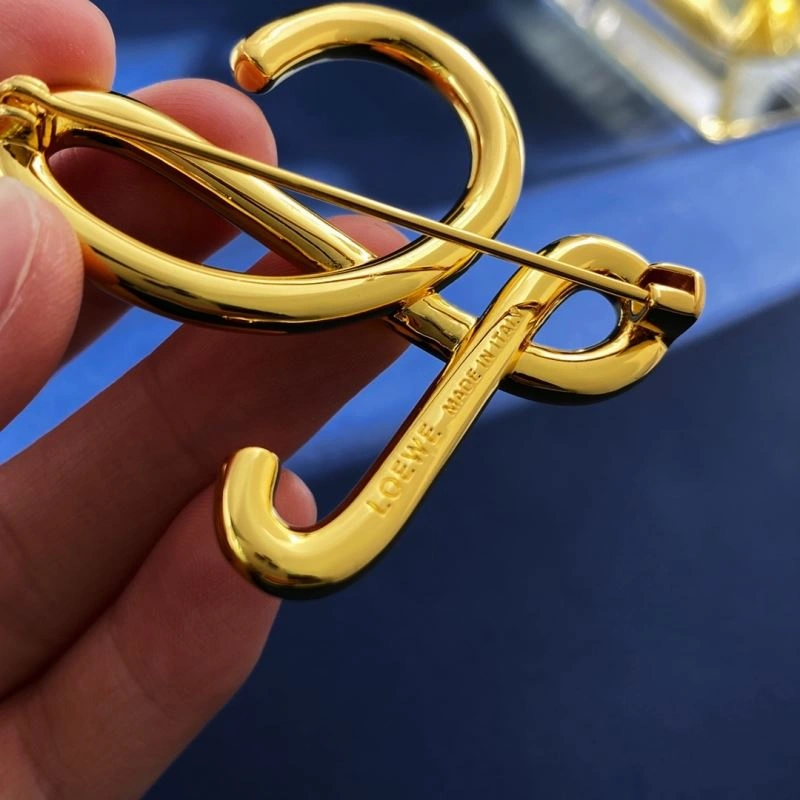 High fidelity Loewe Brooches