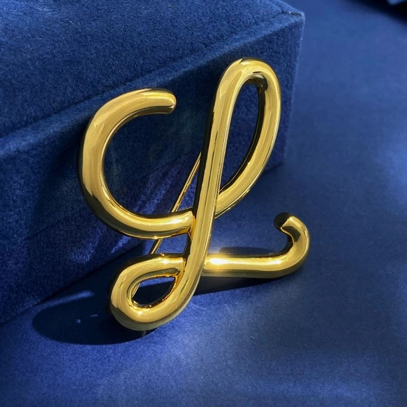 High fidelity Loewe Brooches