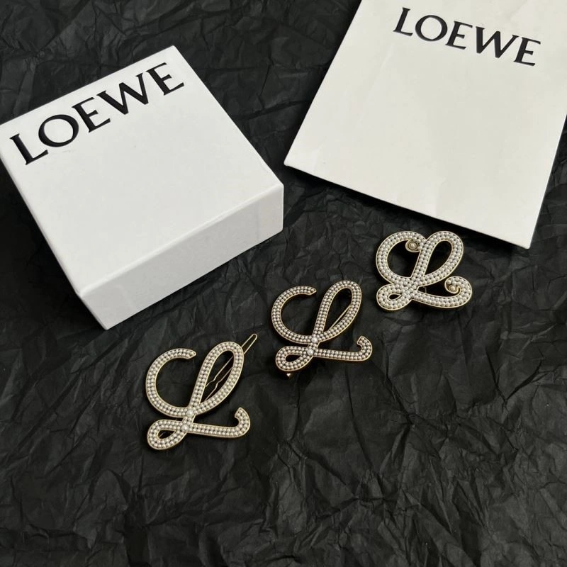 Affordable Loewe Brooches