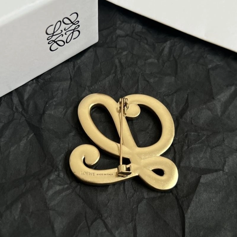 Affordable Loewe Brooches