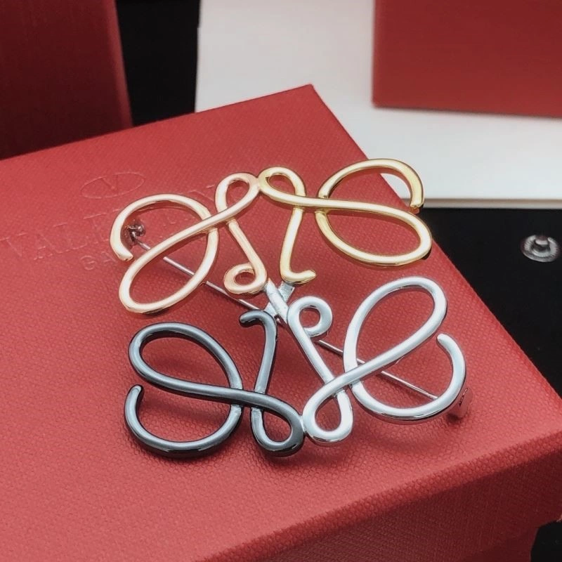 Real Loewe Brooches
