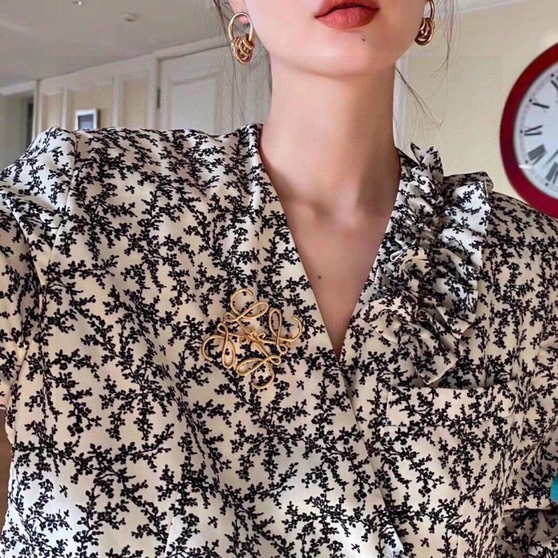 Official Loewe Brooches