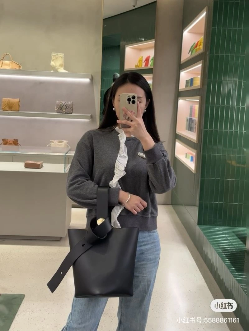 Brand-authenticated Loewe Bucket Bags