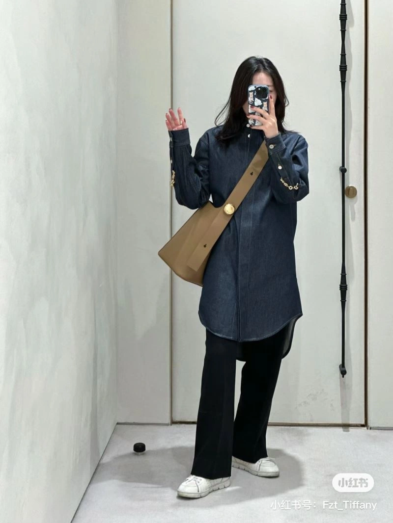 Bargain Loewe Bucket Bags