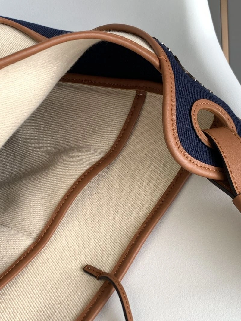 Low-cost Loewe Bucket Bags