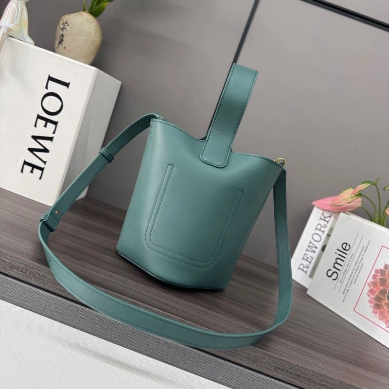 Top mirror Loewe Bucket Bags