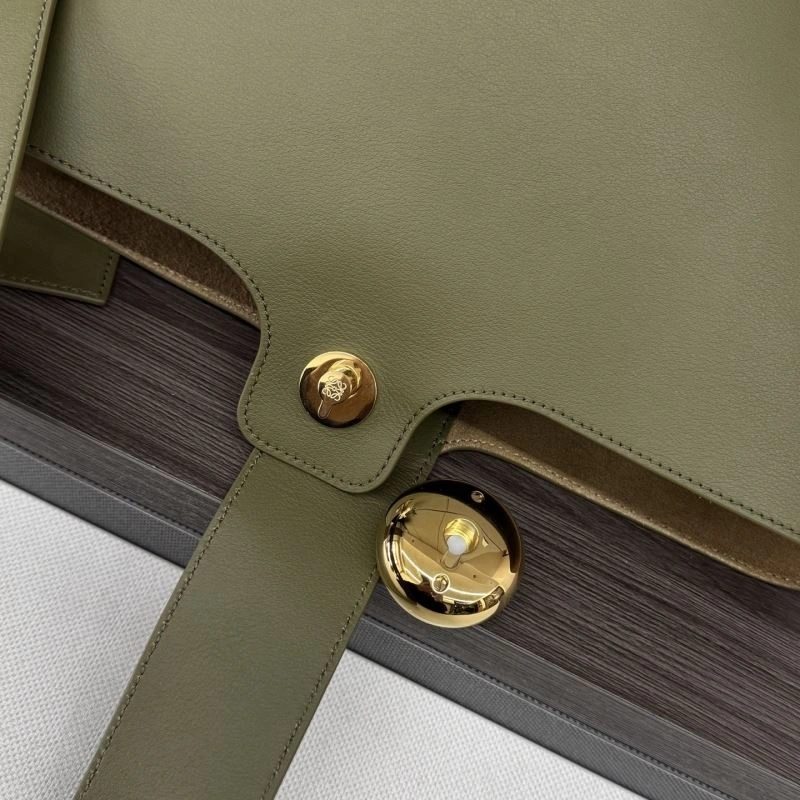 Cut-rate Loewe Bucket Bags