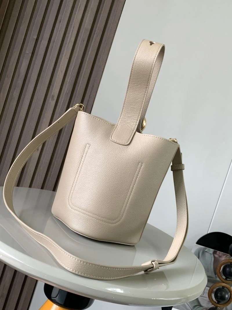 Low-cost Loewe Bucket Bags