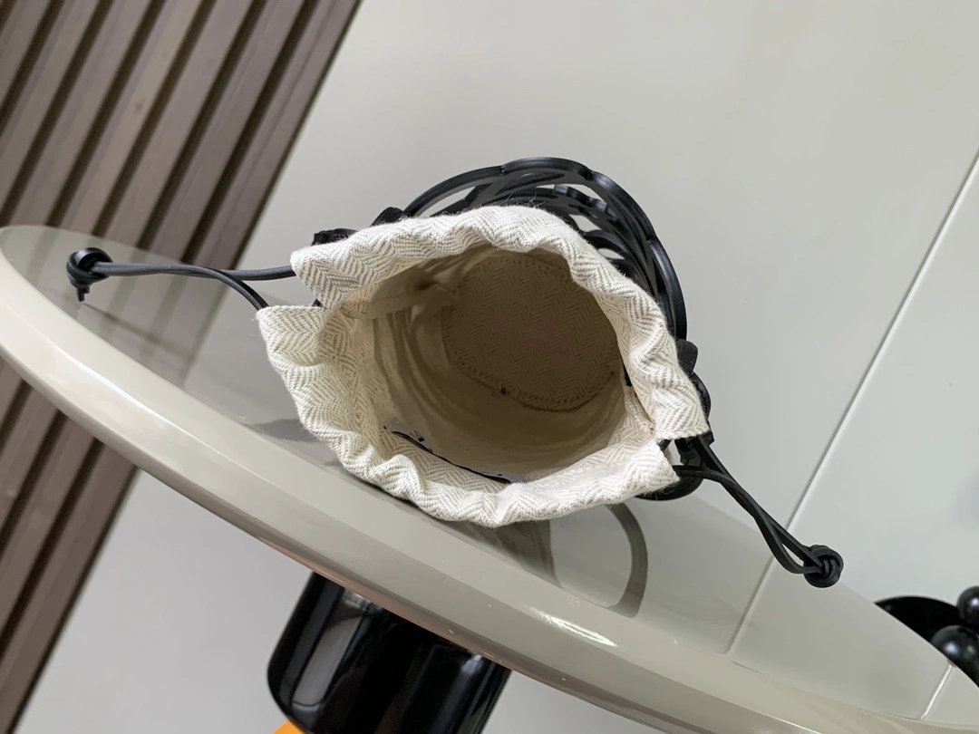 Exact replica Loewe Bucket Bags
