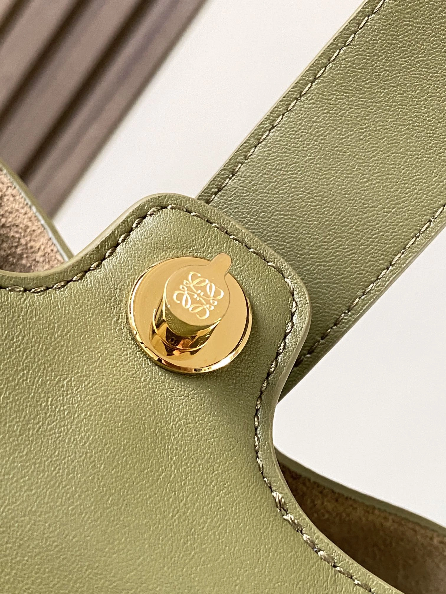 1:1 copy Loewe Bucket Bags