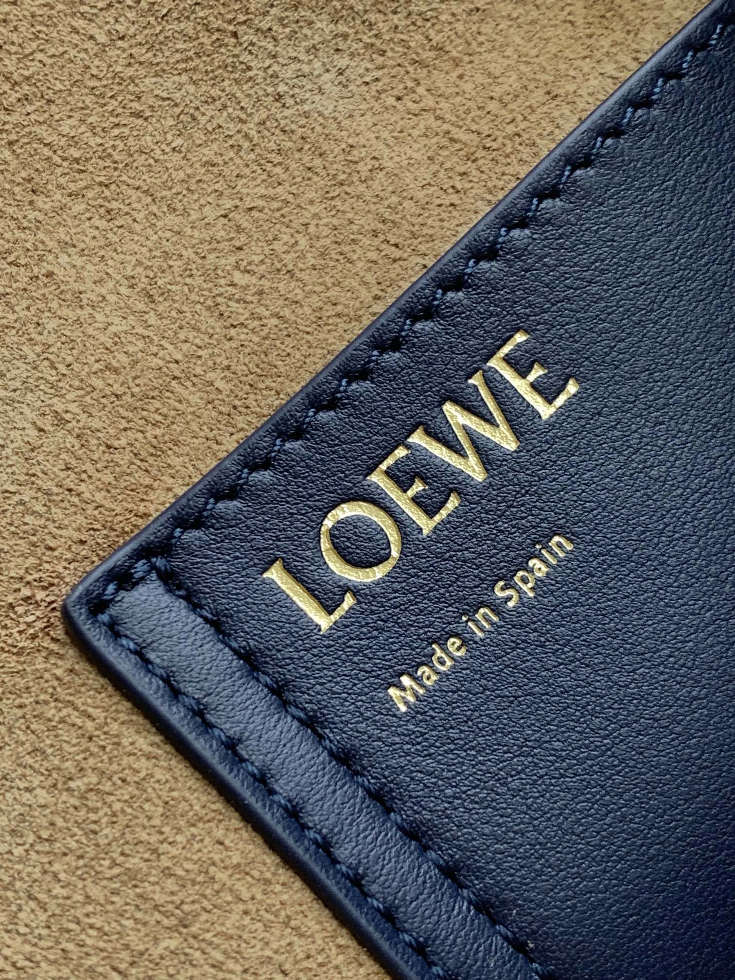 Factory-made Loewe Bucket Bags