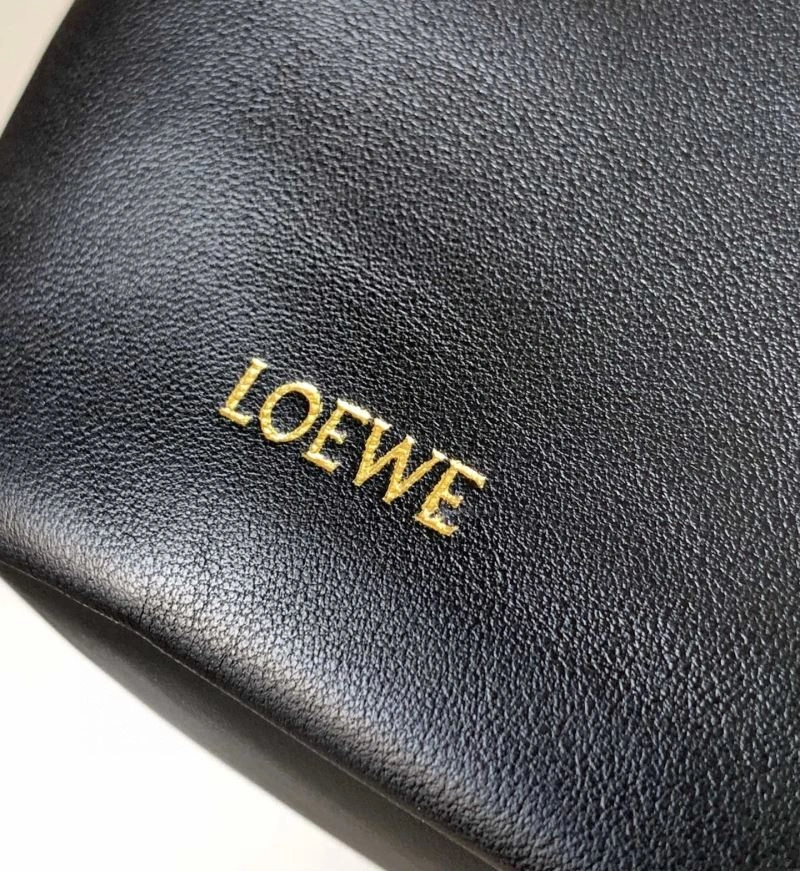 Cut-rate Loewe Bucket Bags