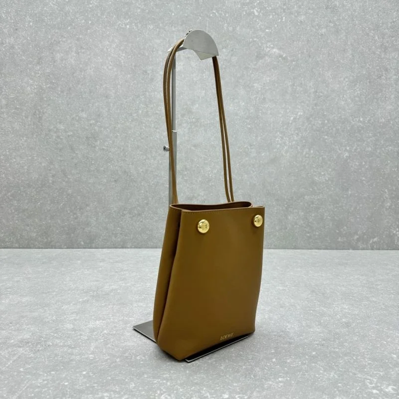 Top mirror Loewe Bucket Bags