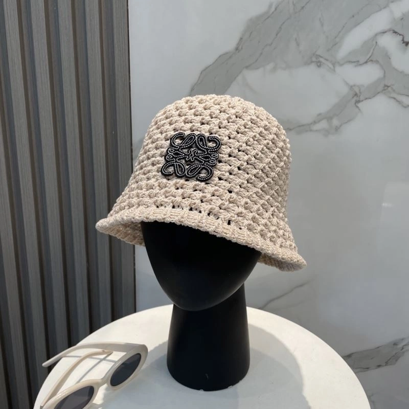 Loewe Caps