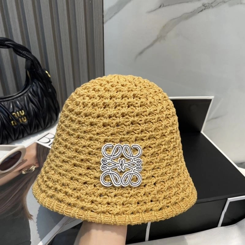 Accurate model Loewe Caps