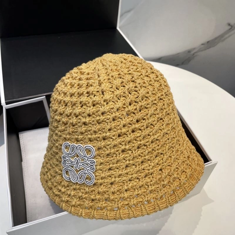 Accurate model Loewe Caps