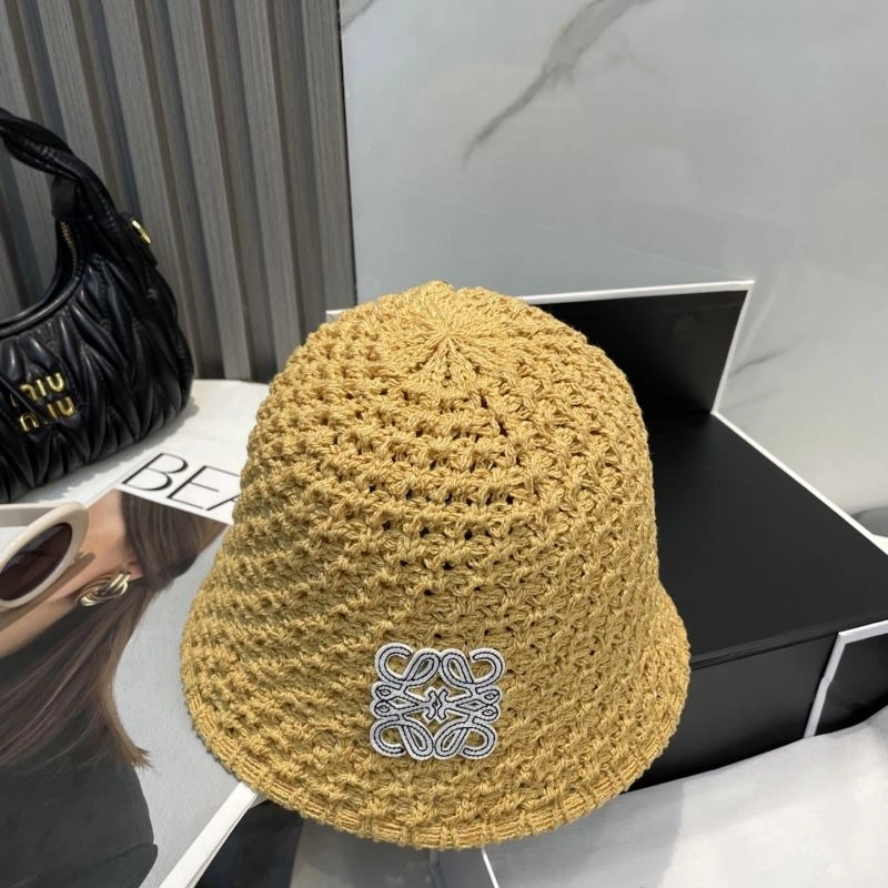 Accurate model Loewe Caps