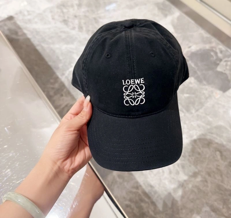 Loewe Caps