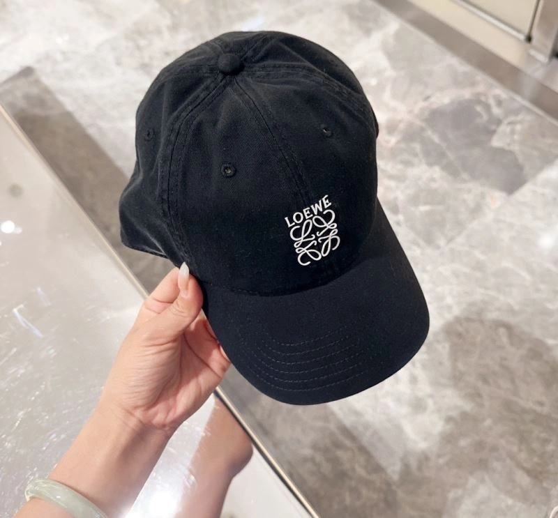 Brand-original Loewe Caps