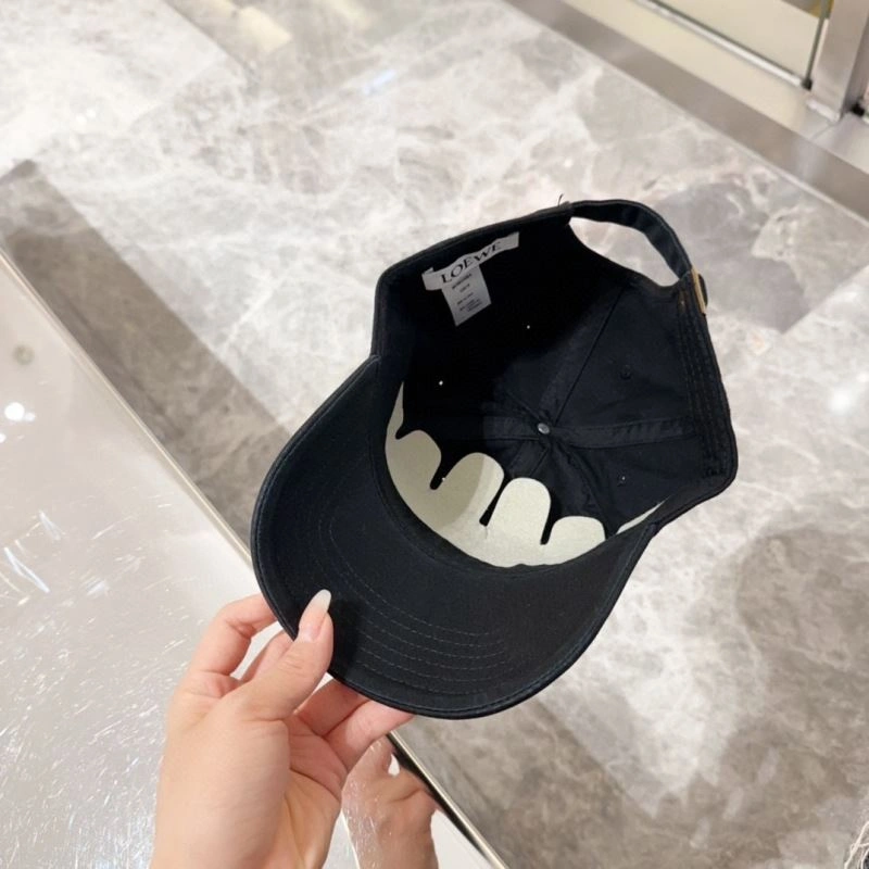 Brand-original Loewe Caps