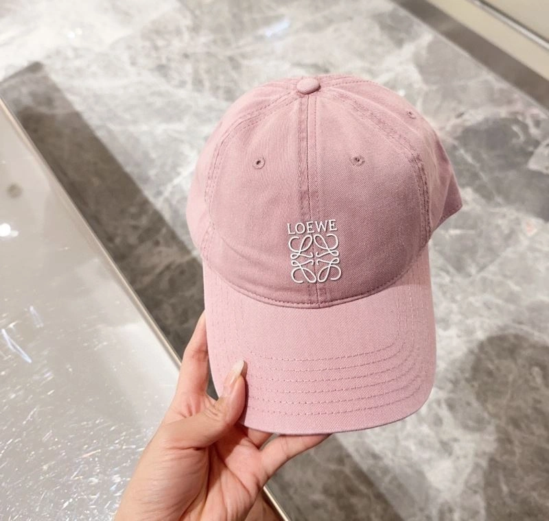 Loewe Caps