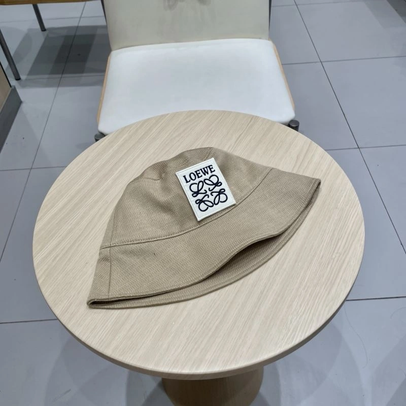 Loewe Caps