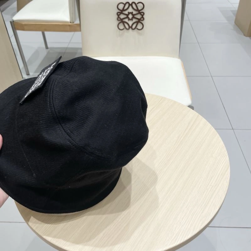 Value-priced Loewe Caps