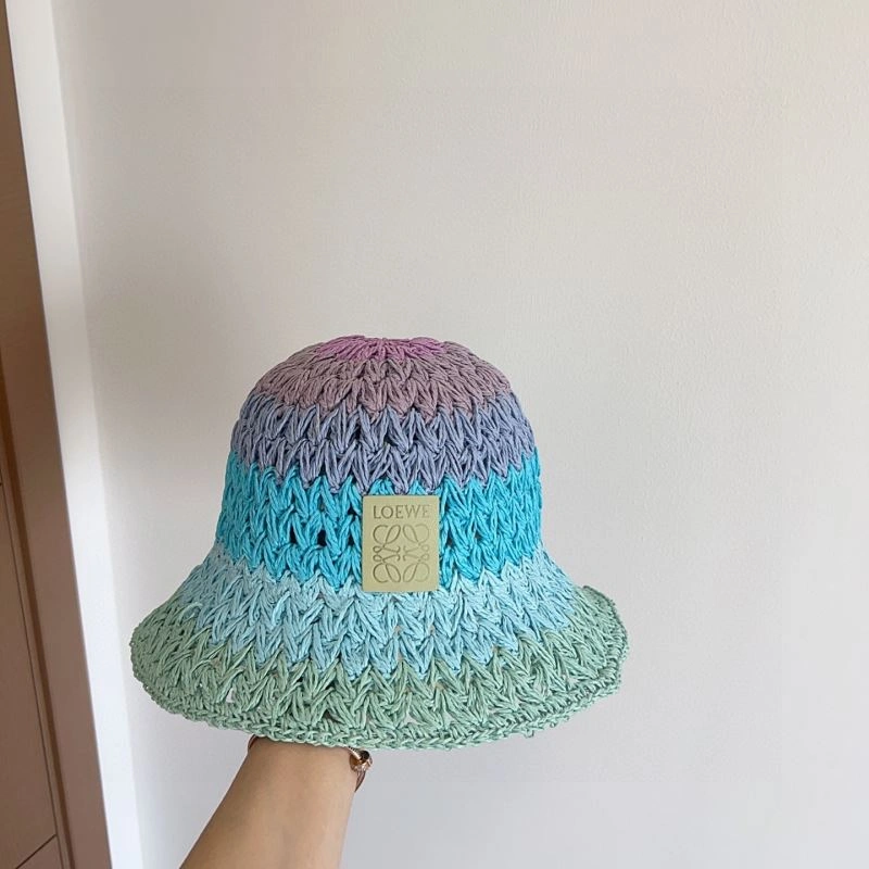 Precise copy Loewe Caps