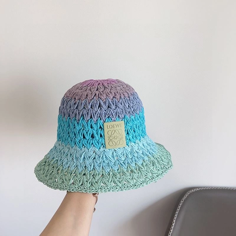 Precise copy Loewe Caps
