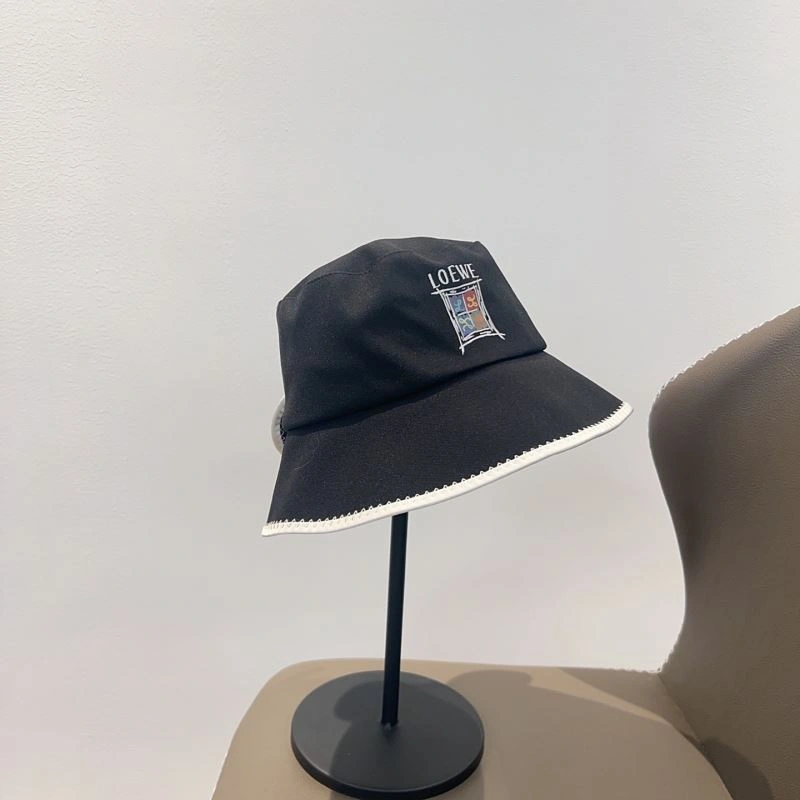 Real Loewe Caps