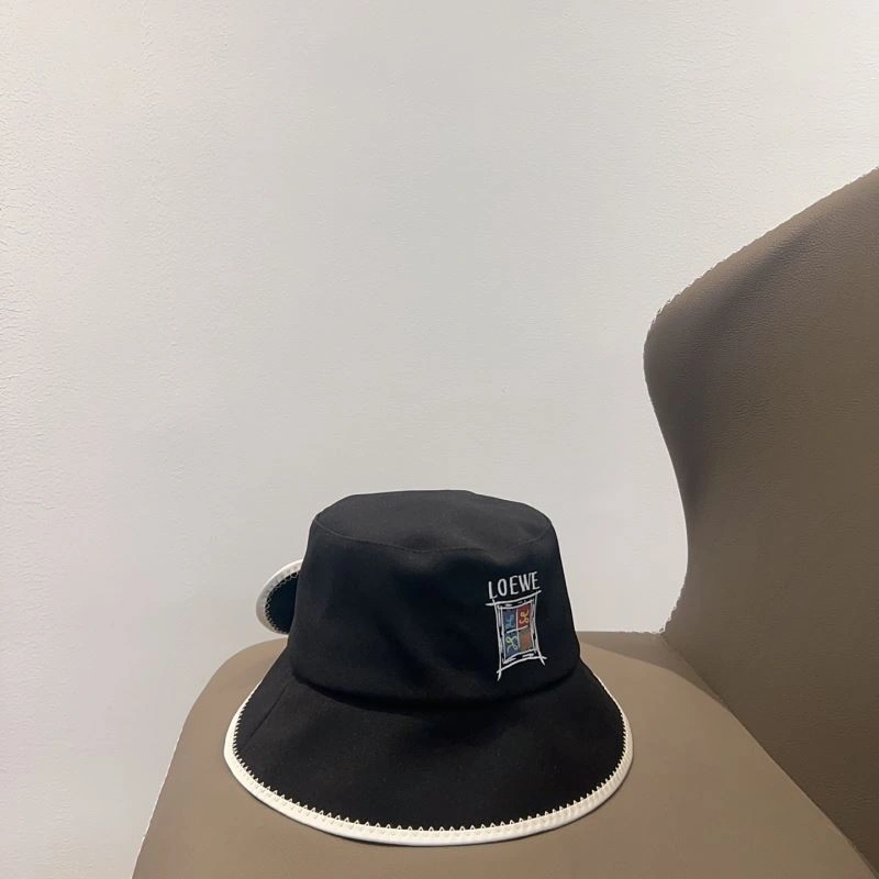 Real Loewe Caps