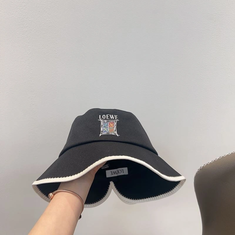 Real Loewe Caps
