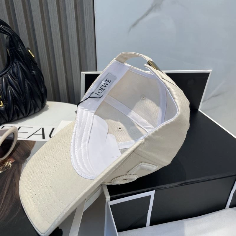 Original Loewe Caps