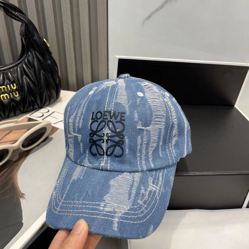Top match Loewe Caps