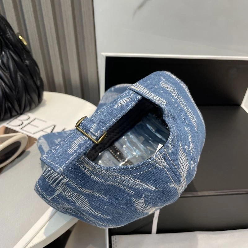 Top match Loewe Caps