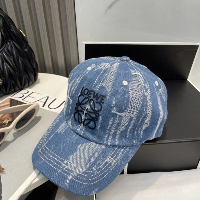 Top match Loewe Caps