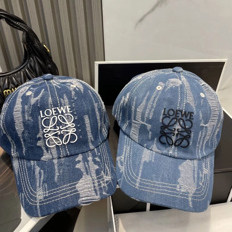 Top match Loewe Caps