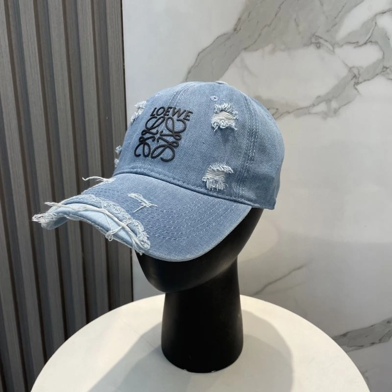 Loewe Caps