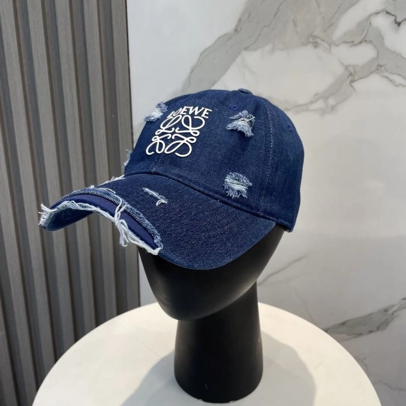 Loewe Caps