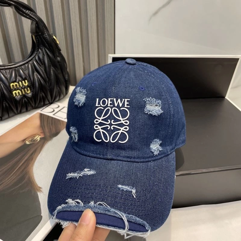 Exact replica Loewe Caps