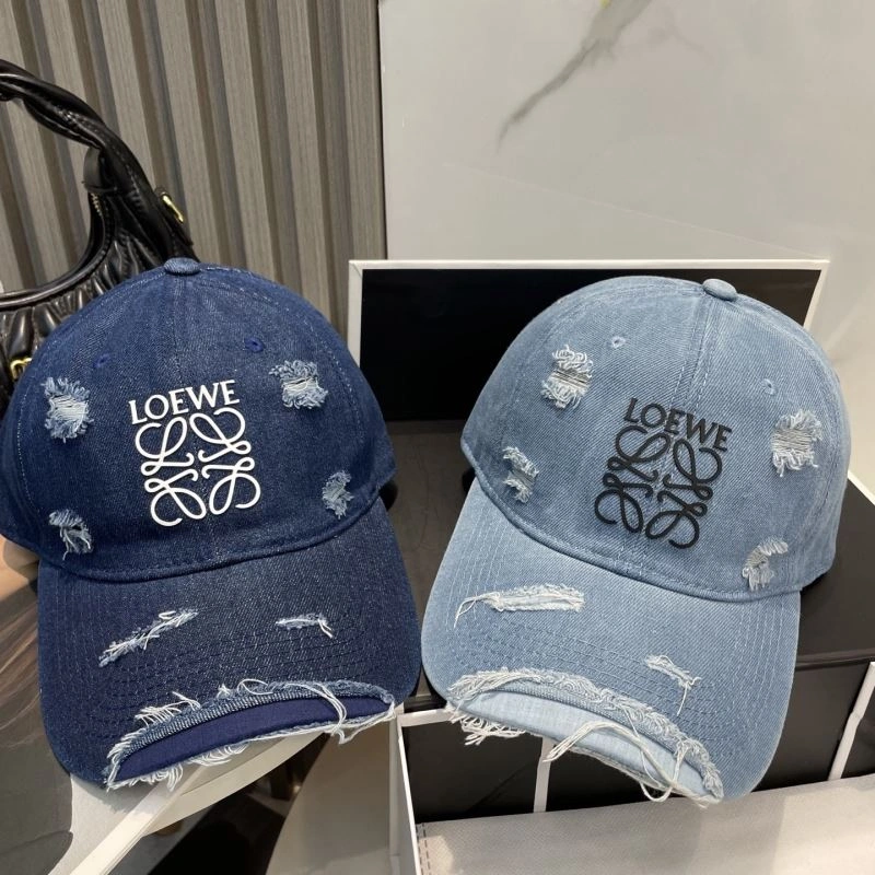 Exact replica Loewe Caps