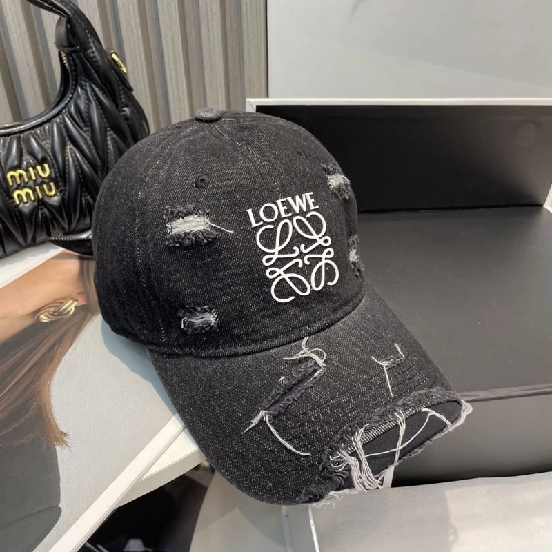 Precise copy Loewe Caps