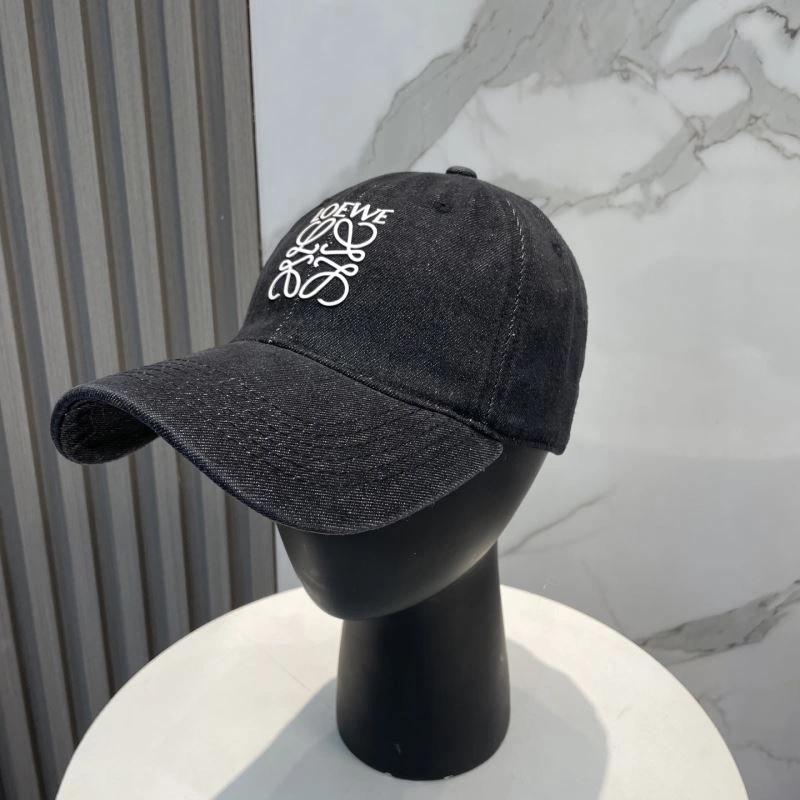 Loewe Caps