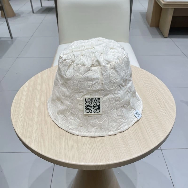 Loewe Caps