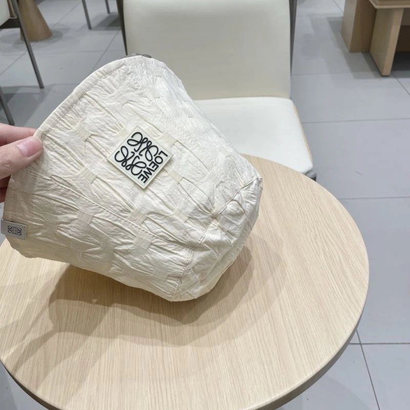 Brand-original Loewe Caps
