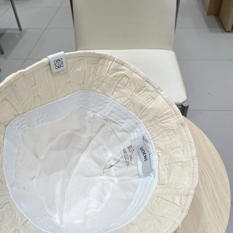 Brand-original Loewe Caps